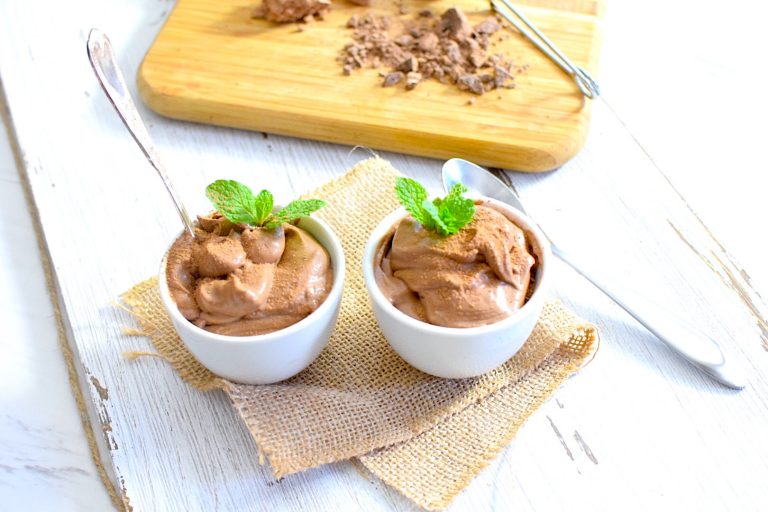 Vegan Chocolate Pudding for a Candida Diet - Natural Tasty Chef